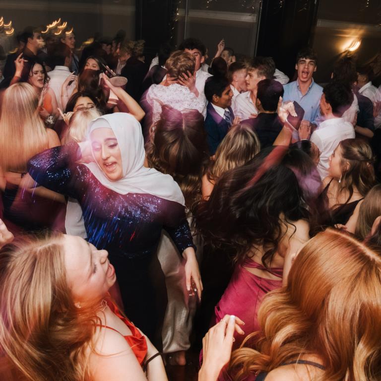 School Formals or Year 6 Farewells at The Epping Club North West Sydney ...